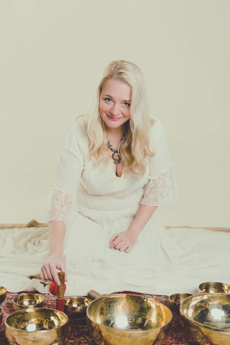 Saame tuttavaks - Helisev Vaikus